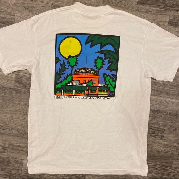 señor frogs | Shirts | 9s Vtg Seor Frogs Tshirt Xl Measurement White ...